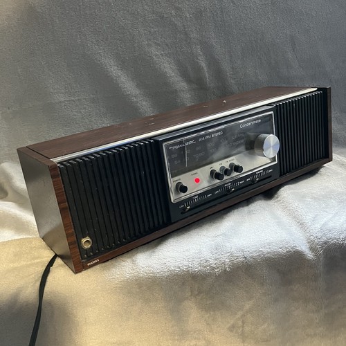 Vintage Realistic Concertmate 12-680 AM/FM Stereo Radio Shack Tested ...