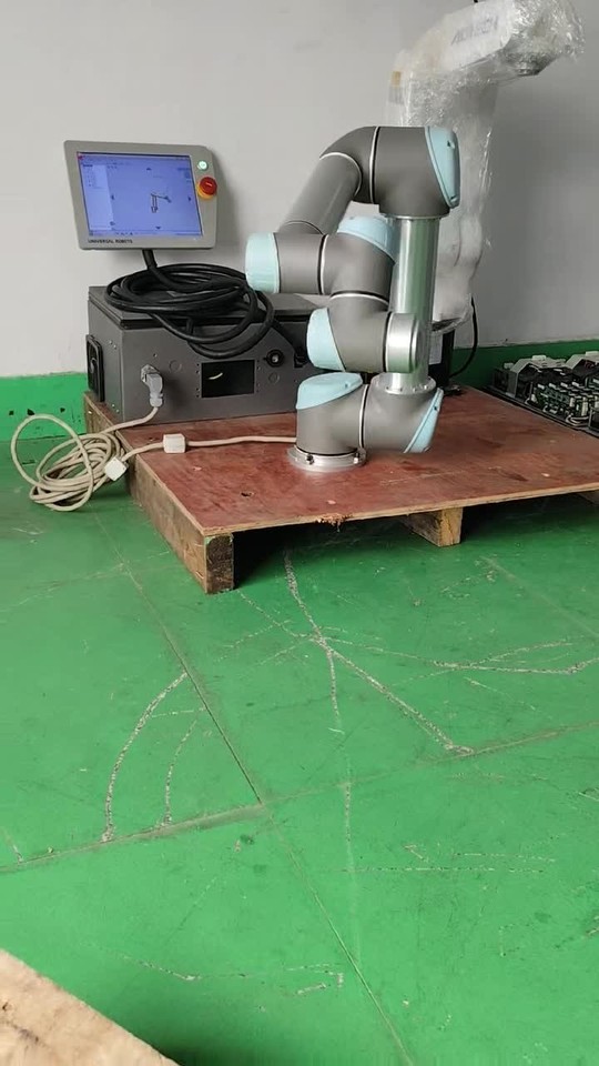 UNIVERSAL ROBOTS UR5 (CB3) | eBay