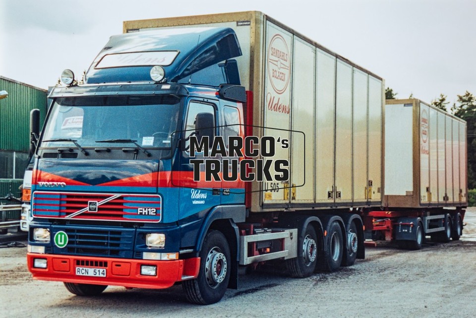 Truck photo Volvo FH12 Box semitrailer Sweden blue Värnamo Udéns ...