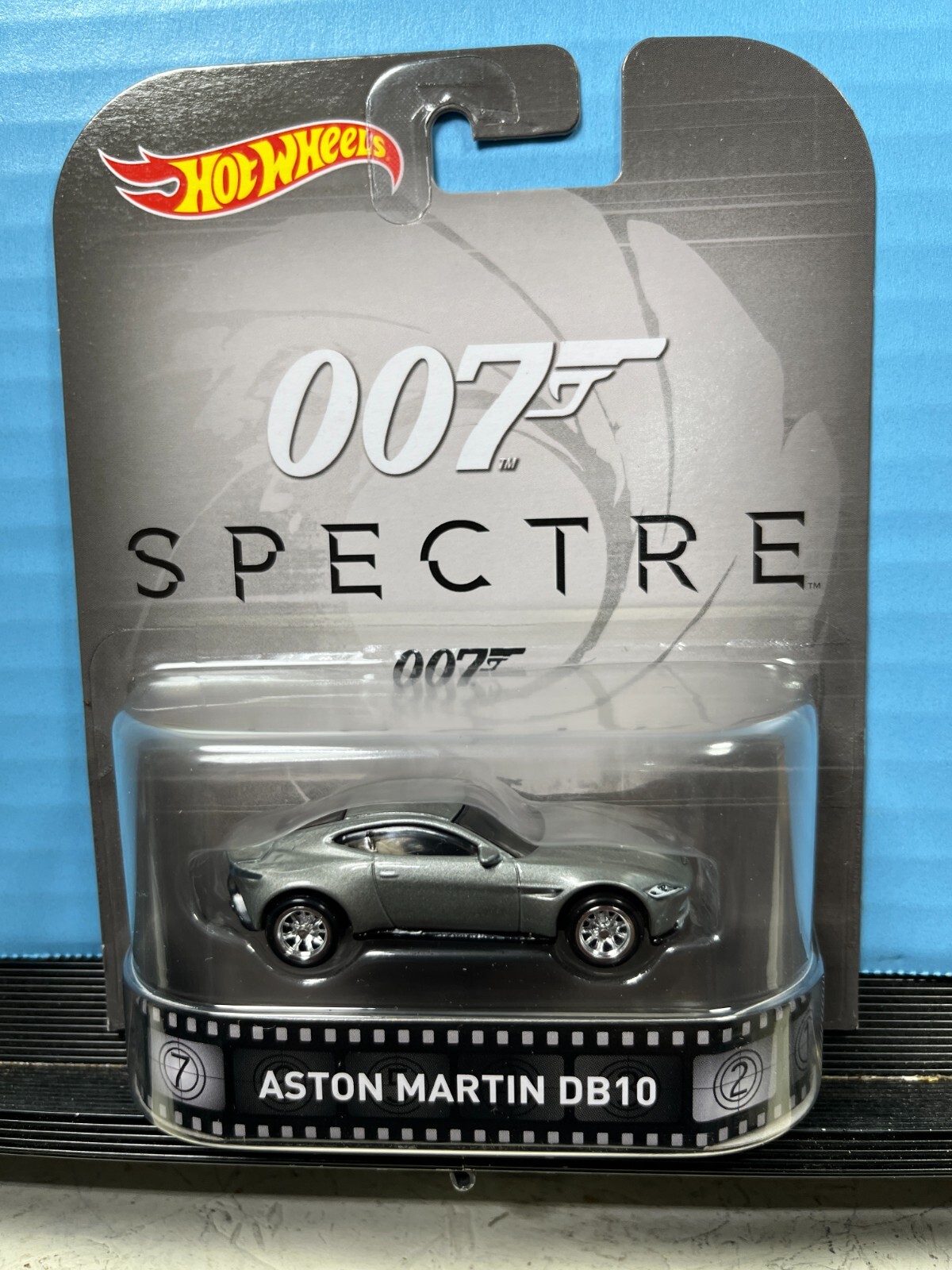 2015 Hot Wheels James Bond 007 Silver Aston Martin Spectre Db10 Skyfall ...