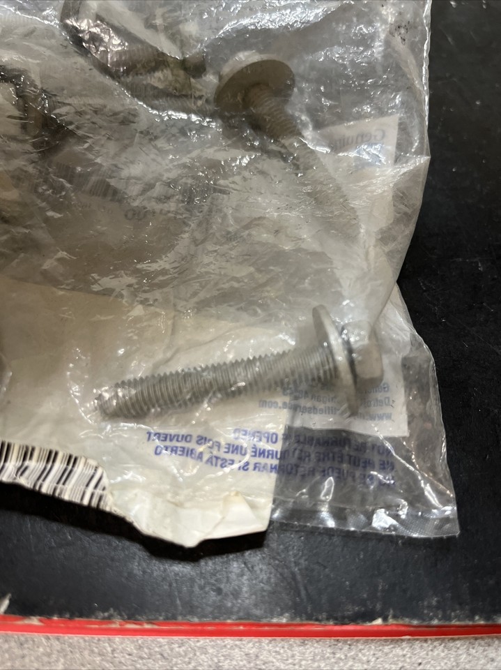 🔥🔥🔥Genuine GM Multi-Purpose Bolt 11516700 (1 Piece) | eBay