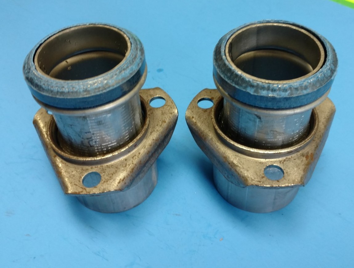Chevrolet V8 2" Exhaust Manifold Down Pipe Stubs 2.25" ID Outlet 3 Bolt ...