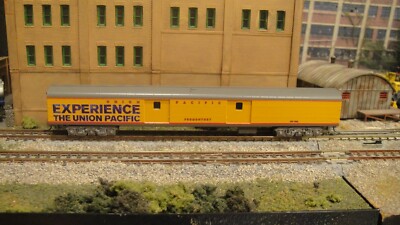 N Scale Union Pacific Kato Experience Excursion Passenger car ...