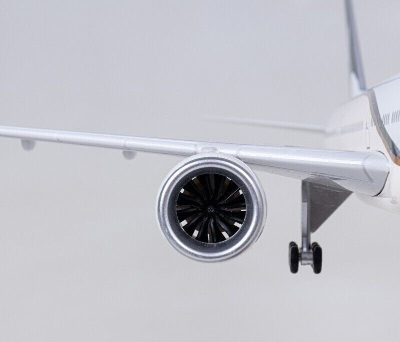 47CM PIA Pakistan BOEING 777-300ER Passenger Airplane Landing Gear ...
