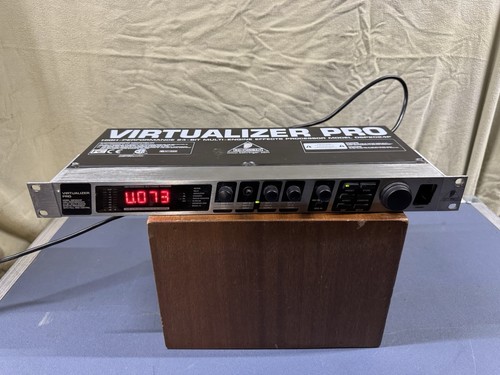 Behringer Virtualizer Pro DSP2024P 24-Bit Multi-Engine Effects ...