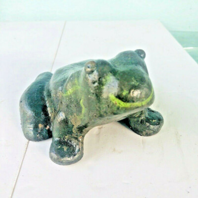 Metalware - Cast Iron Frog