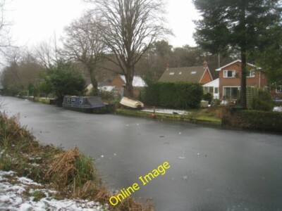 Photo 6x4 Basingstoke Canal - Fleet Fleet/SU8054 A short distance west ...