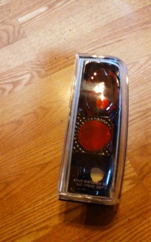 1995-2004 Chevy Blazer S10 SK3710 Sonar Right Side Altezza Tail Light ...