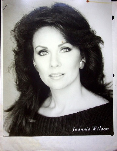 ORIGINAL JEANNIE WILSON 8X10 PHOTOGRAPH TV STAR CREDITS LIST LBMC ...