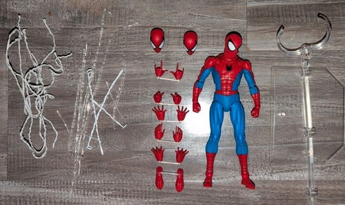 Medicom MAFEX No. 185 Classic Spider-Man w/ Custom Head & Custom Webs ...
