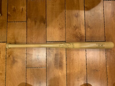JOHN JOHNNY BENCH Louisville Slugger HILLERICH & BRADSBY BASEBALL BAT ...
