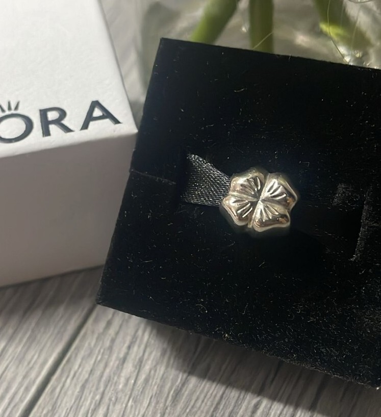 💖 Genuine Pandora Four Leaf Clover Silver Charm Bead… - Gem