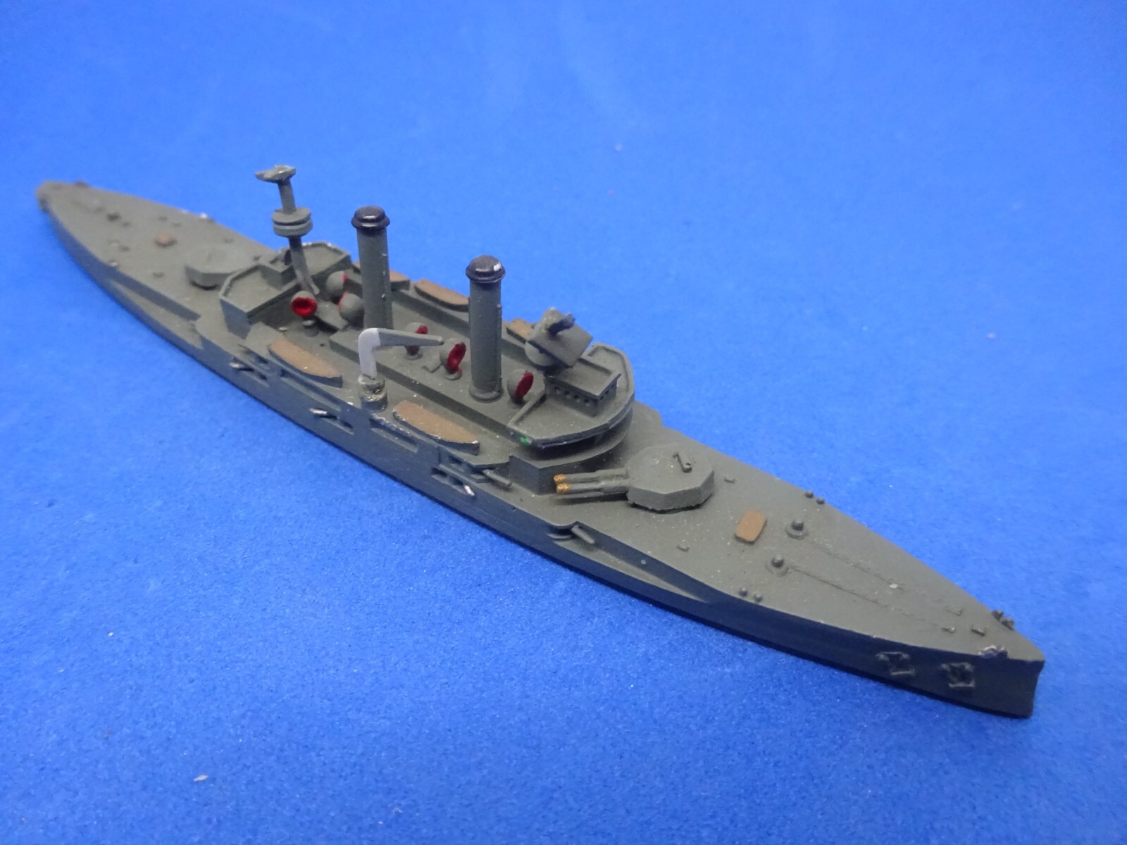 Navis Neptun: Crucero De Batalla Triumph, Escala 1:1250 (Nr.242 SSK12 ...