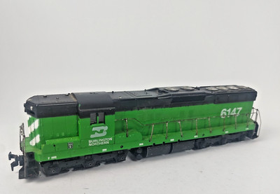 Athearn SD9 EMD Diesel Locomotive - Burlington Northern. HO scale ...