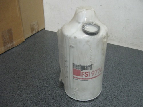 NEW GENUINE FLEETGUARD FUEL WATER SEPARATOR FILTER (PN FS19776) | eBay