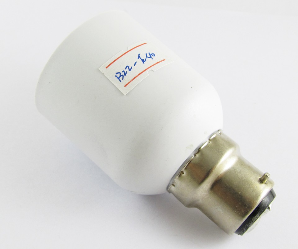 1pc B22 Male to E40 Female Socket Base LED Halogen CFL Light Bulb Lamp ...