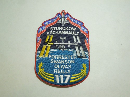 NASA Space Shuttle Atlantis Mission STS-117 ISS Assembly Flight 13A No ...