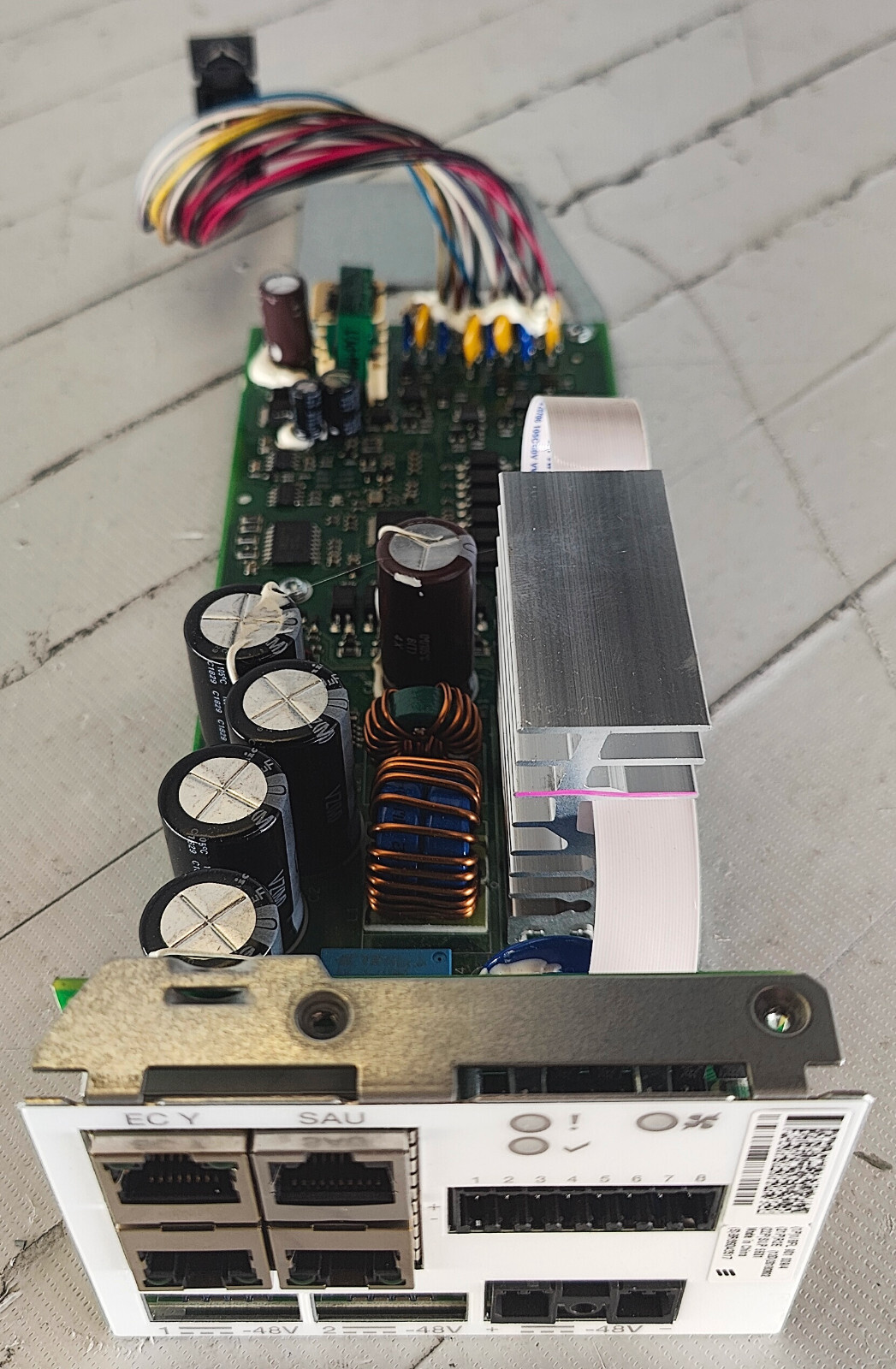 Ericsson RBS 6601 LTE Main Unit Remote Base Station BFL 901 009/4 for ...