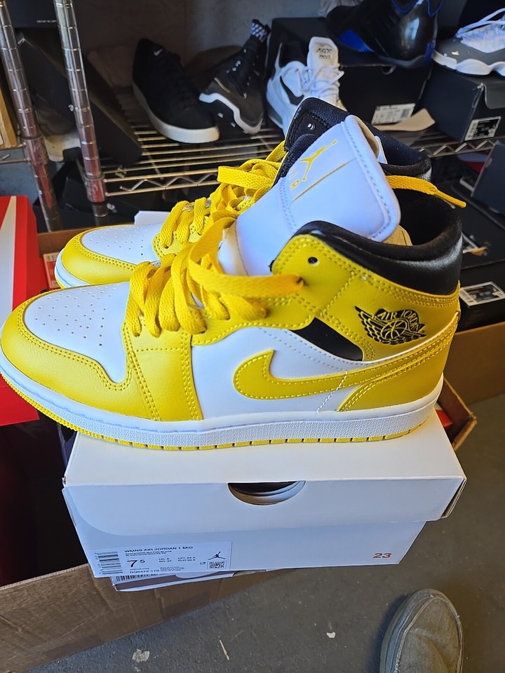 *NEW* WOMEN Nike Air Jordan 1 Mid White/Yellow (BQ6472 170), Sz 11.5 | eBay