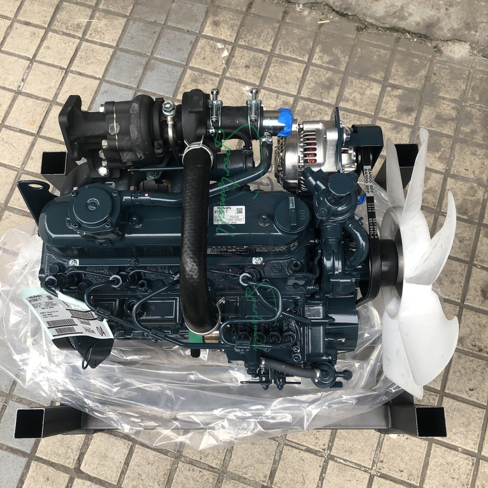 Kubota V1505-T V1505T Engine Assembly 3000RPM 32.5KW | Genuine OEM ...