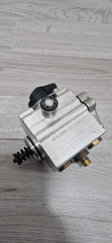 03C127025L Hochdruckpumpe VW Golf 5 mit Stößel 03C109309C | eBay.de