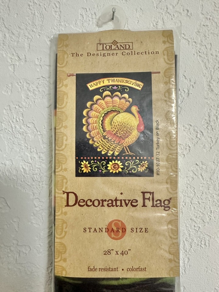 Toland The Designer Collection Turkey On Black Decorative Flag 28”x40 ...