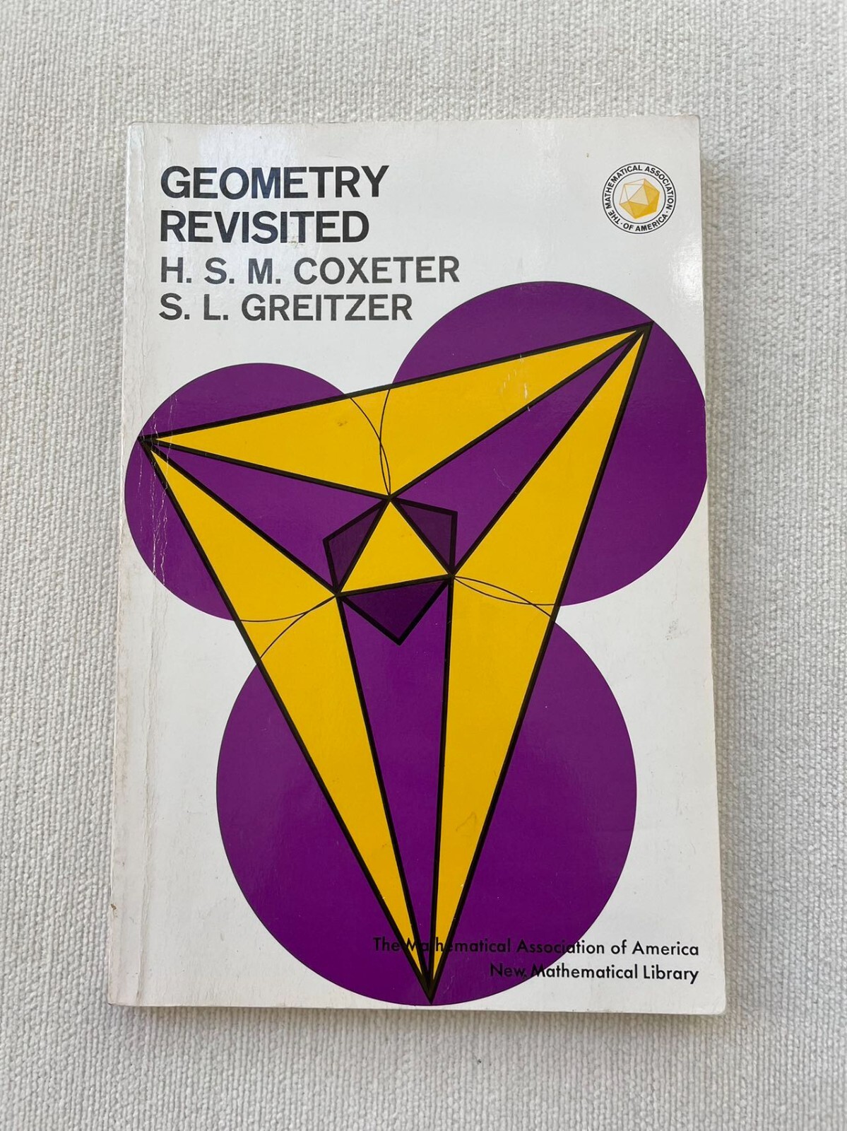 Anneli Lax New Mathematical Library: Geometry Revisited by S. L ...