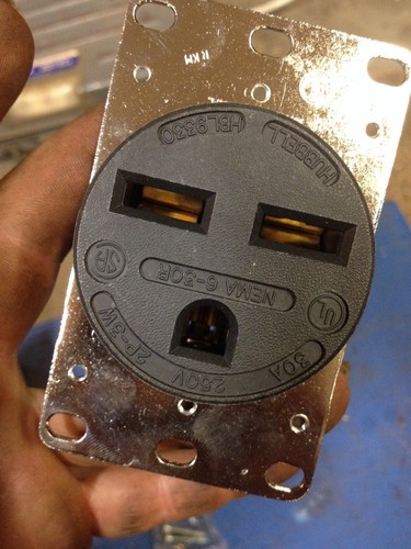 HUBBELL HBL9330 RECEPTACLE 30A 250V 2 Pole 3 Wire 5Z895 Electrical Nema ...