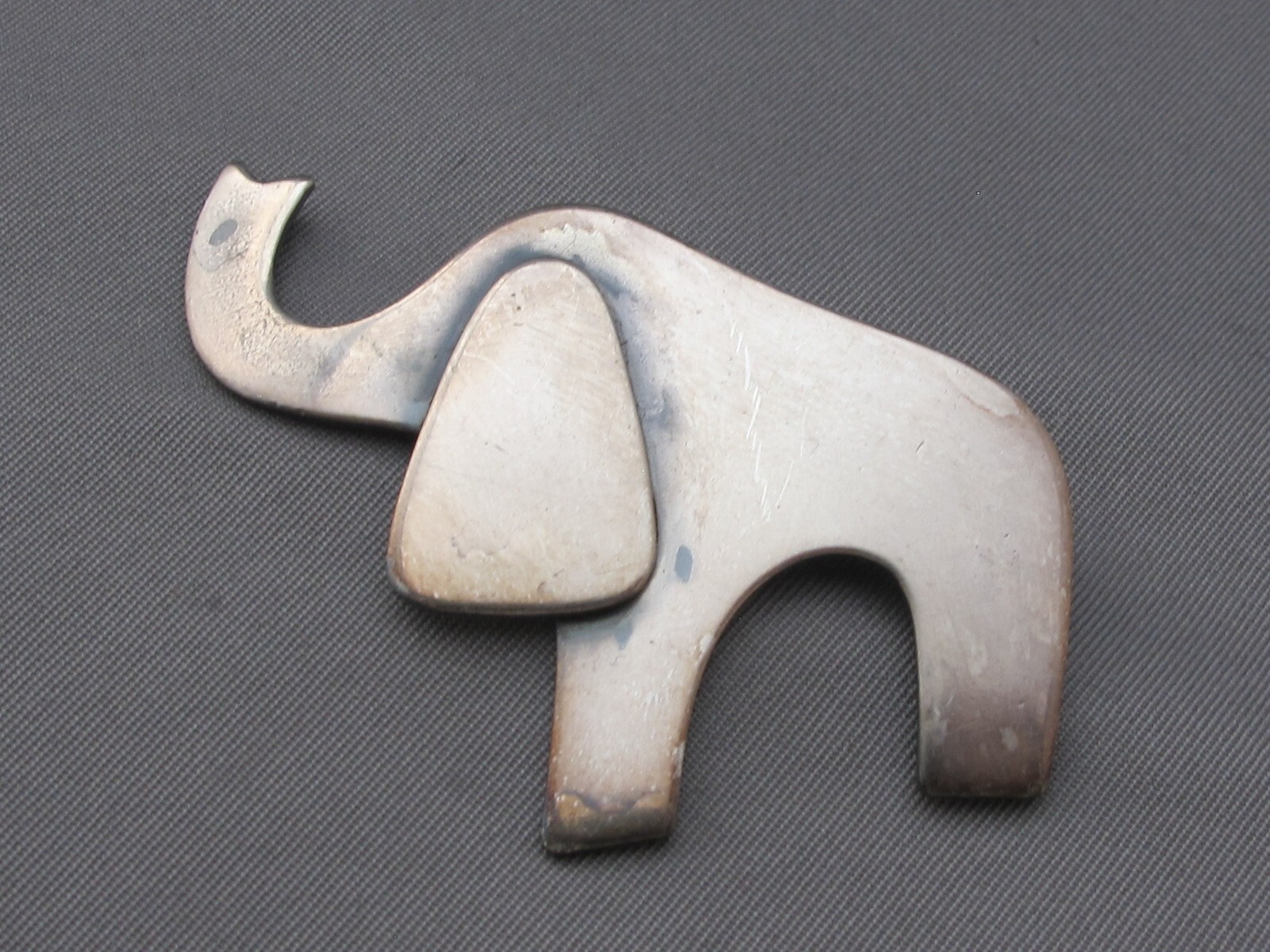 Fine KIM Mid-Century Modern ELEPHANT PIN-Silverplate - Gem
