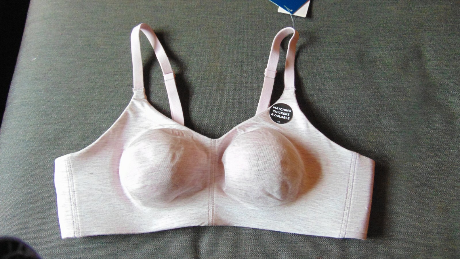 M&S Bra Full Cup 'Flexifit' Non-Wired Non-Padded Modal Blend 40A Pale ...