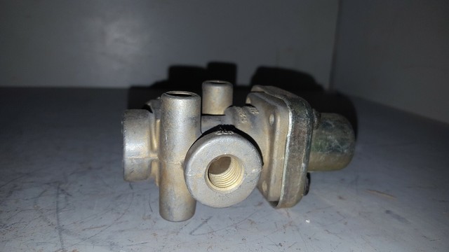 Bendix T-290548-B Air Manifold NOS for sale online | eBay
