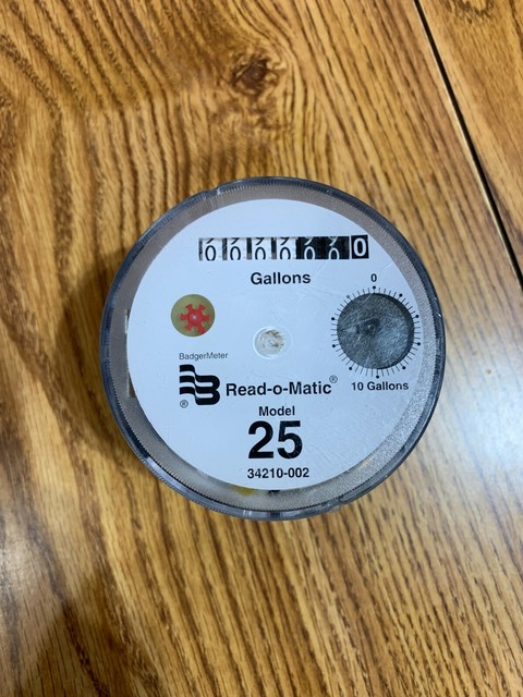 WARRANTEED Badger Model 25 Read-o-matic Water Meter 34210-002 With ...
