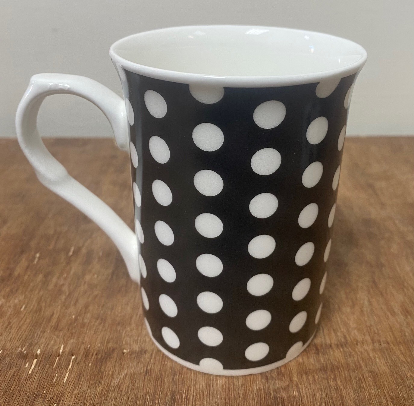 Set of 6 Fine Bone China Spotty Mugs Polka Dots Black & White Coffee ...