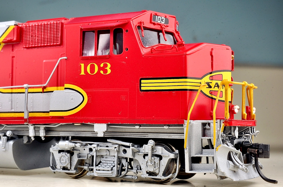 OMI HO Scale BRASS SANTA FE EMD GP60M DIESEL OMI C/P #103 O.B. *C-2* | eBay