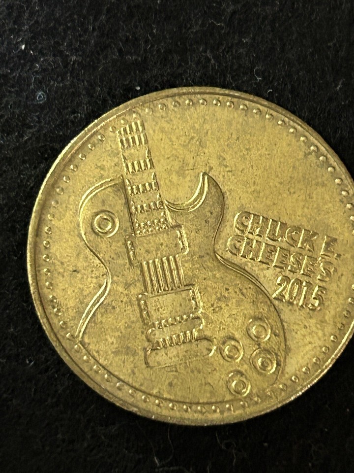 Chuck E Cheese token USA medallion 2015 coin Birthday Party Chuck E ...