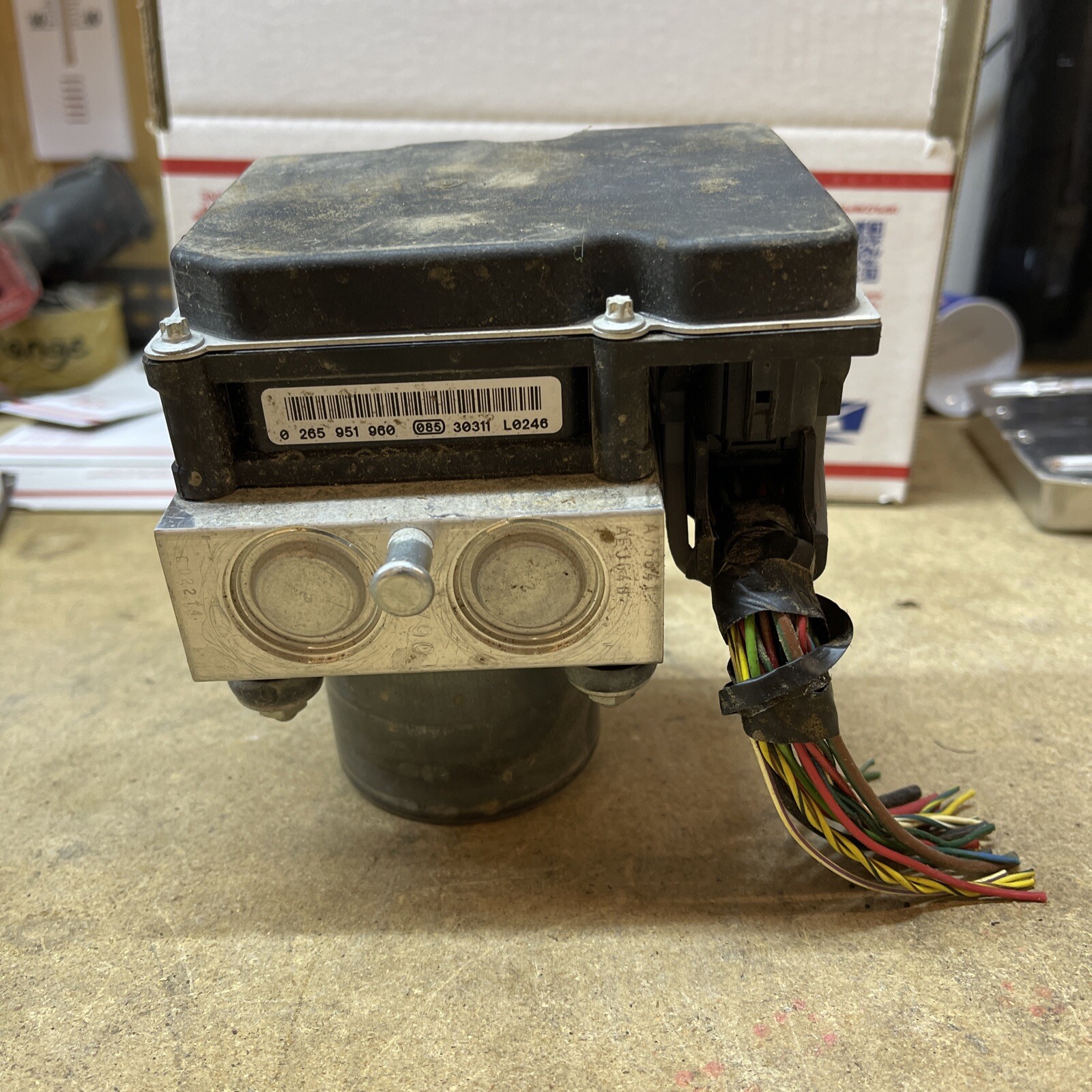 13 2013 Land Rover Range Rover ABS Pump Anti Lock Brake Module dh22 ...