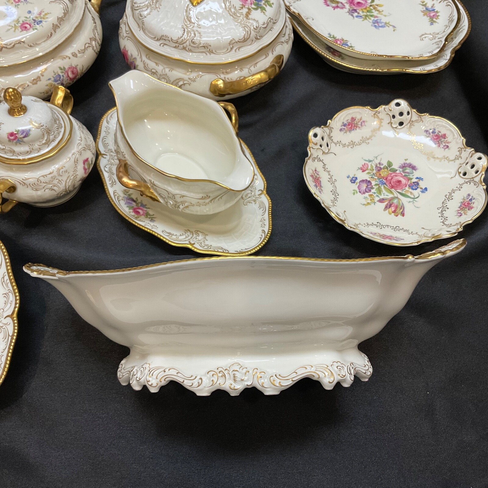 Hand Painted German Dinnerware Service for 12 Rosenthal Diplomat 123 Pc ...