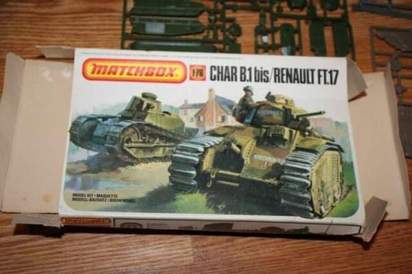 Matchbox PK176 1/72 Char B.1 Bis & RENAULT Ft.17 Model Kit A9 QQ for ...