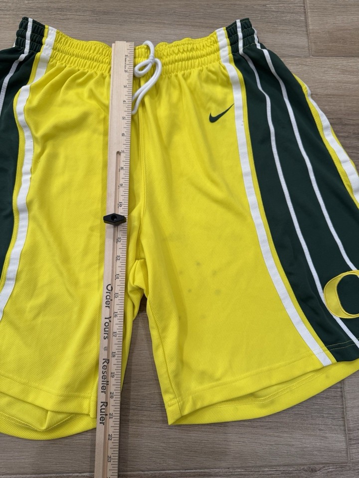 Vintage Nike Oregon Ducks Basketball Shorts LARGE Yellow Y2K Swoosh ...