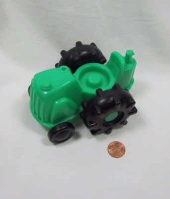 Fisher Price Little People GREEN FARM TRACTOR for Farmer Barn Large ...