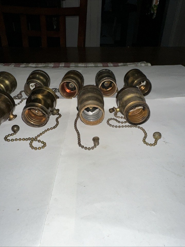 Antique Lot Fat Boy Pull Chain Light Sockets Snap it,Arrow,Weber,Leviton | eBay