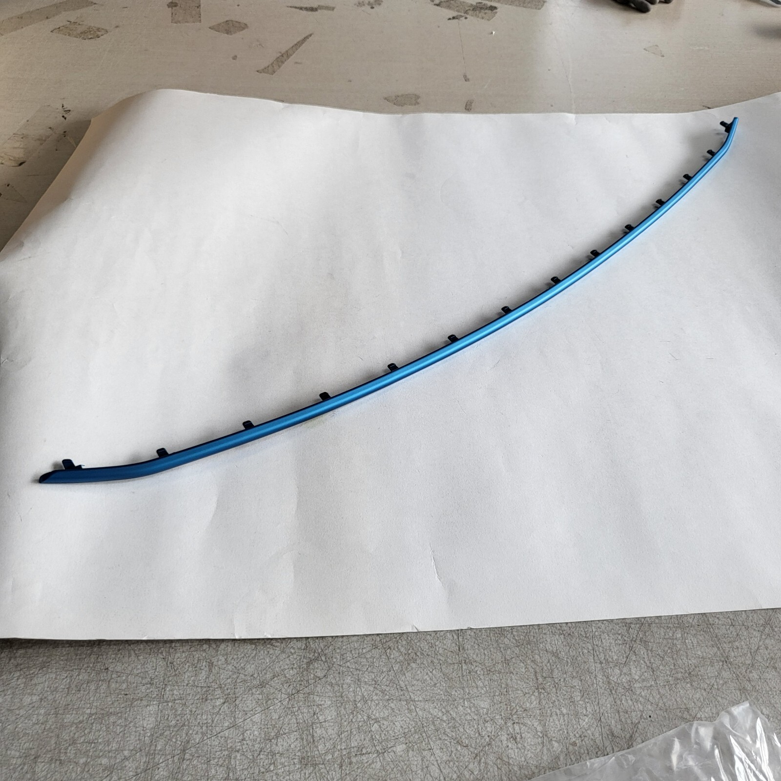 86550 G2000MBL Front Bumper Moulding for 2017 2021 Hyundai Ioniq & EV ...