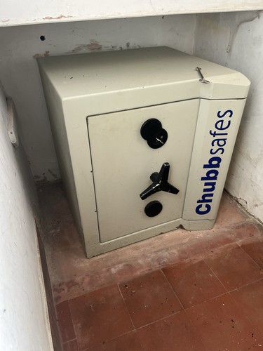 CHUBB SOVEREIGN GRADE 1 HIGH SECURITY CASH SAFE [278kg Weight] | eBay UK