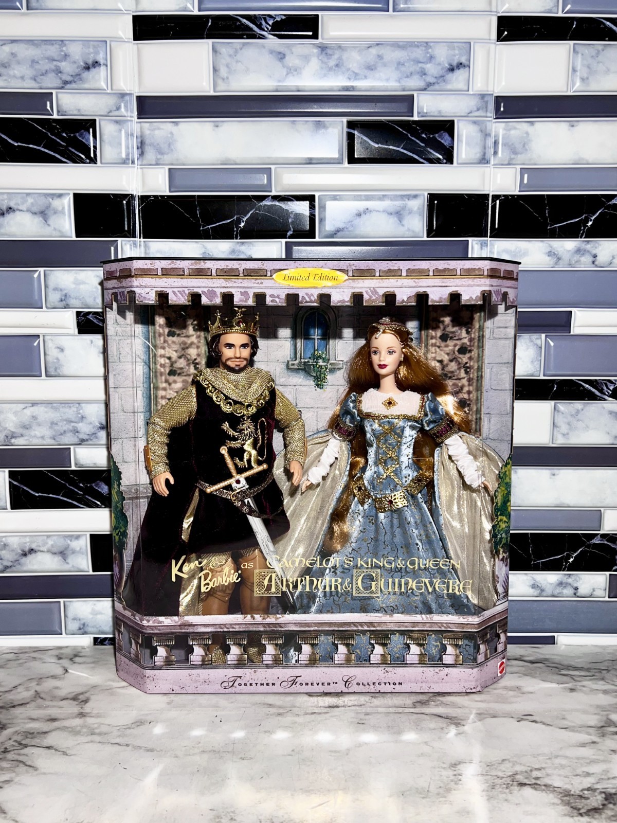 Barbie and Ken Camelot's King Arthur and Queen Guinevere Dolls 1999 ...