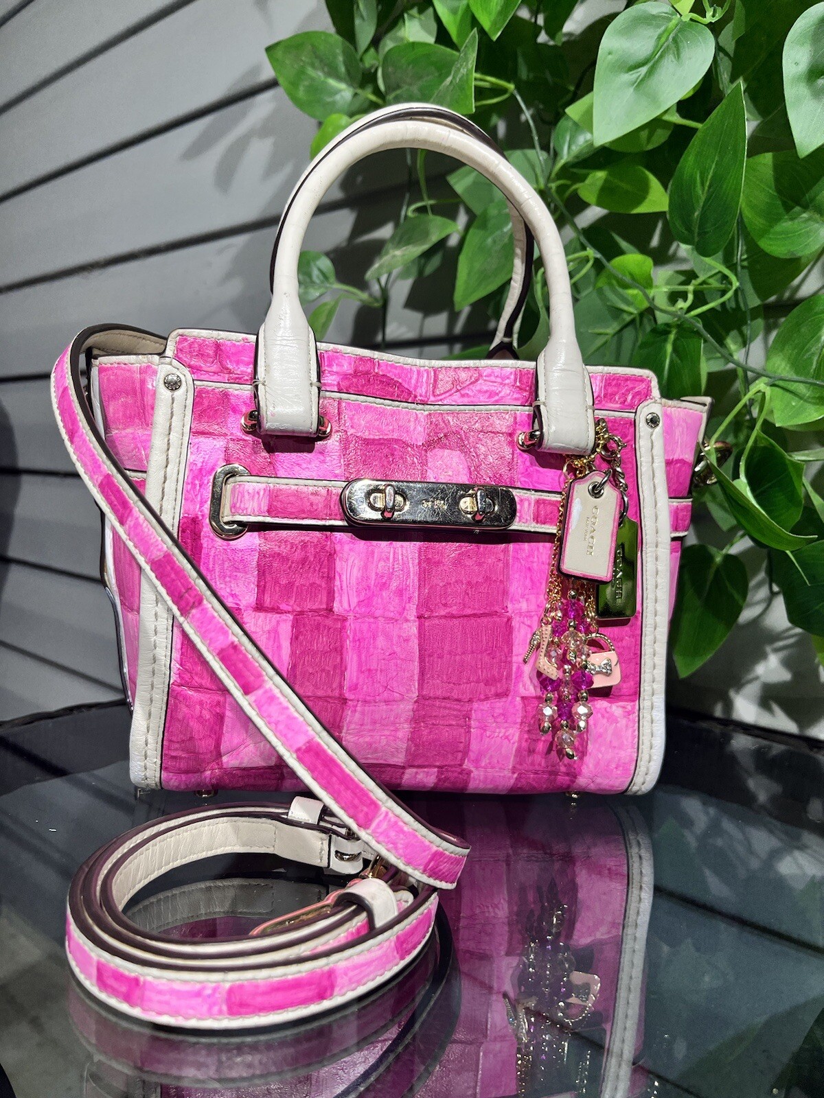 GORGEOUS Light Pink & Fushia Patchwork Leather Mini Coach Swagger Purse ...