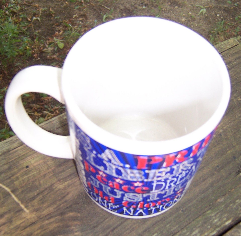 MINT Americana USA patroitic MUG Liberty red white blue U.S.A. America ...