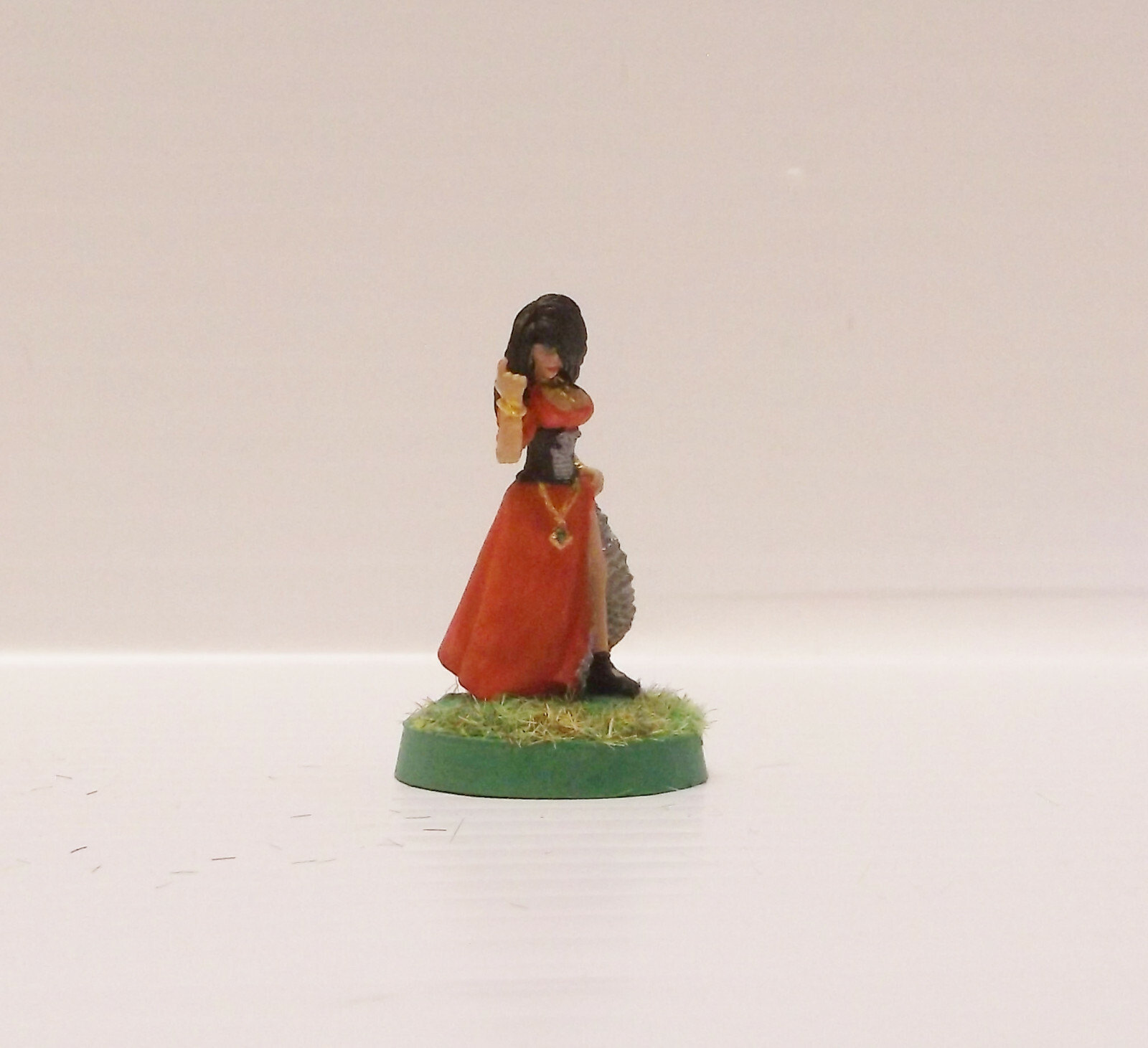 Reaper Bones Townsfolk: Strumpet Custom Painted Pizzazz | eBay