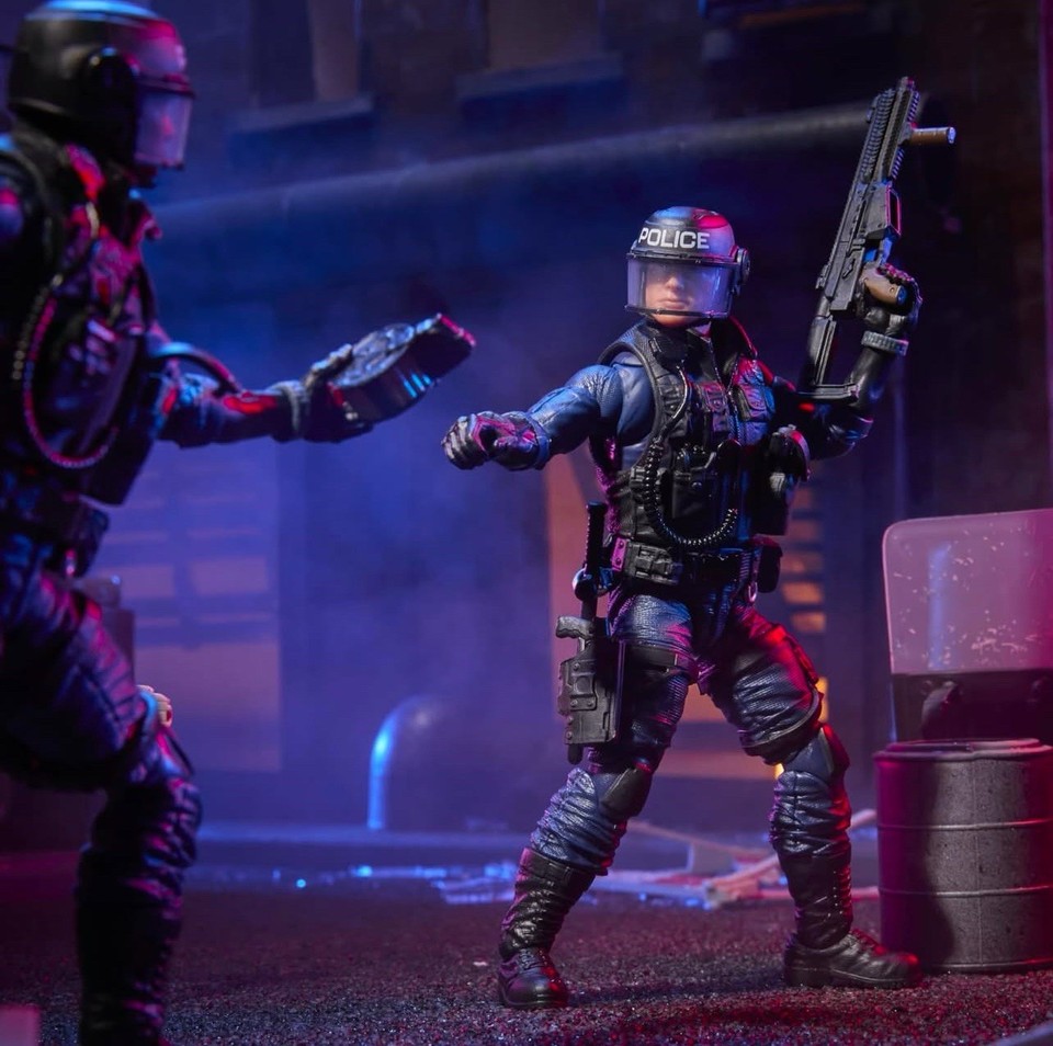 G.I. Joe Classified Series Legacy Action Joe Police Emergency Unit ...