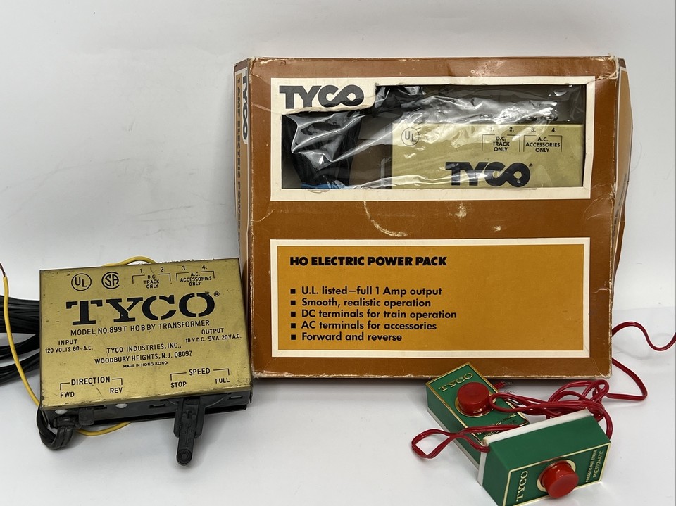 2 Vintage Tyco HO Scale Model Transformer Train Power Pack 2 ...