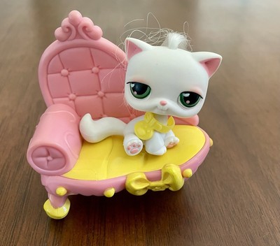 2006 Hasbro Littlest Pet Shop LPS White Cat 148 Super Sassy Pets w ...